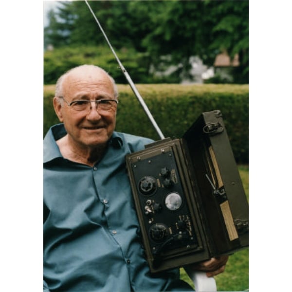 很快真相的人发明了对讲机|户外帝国188BET金宝搏下载 - beplay官网下载地址,188BET金宝搏下载